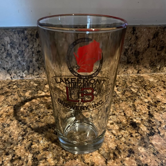 Kitchen | Lakefront Brewery Wisconsinite Summer Weiss Pint Glass | Poshmark
